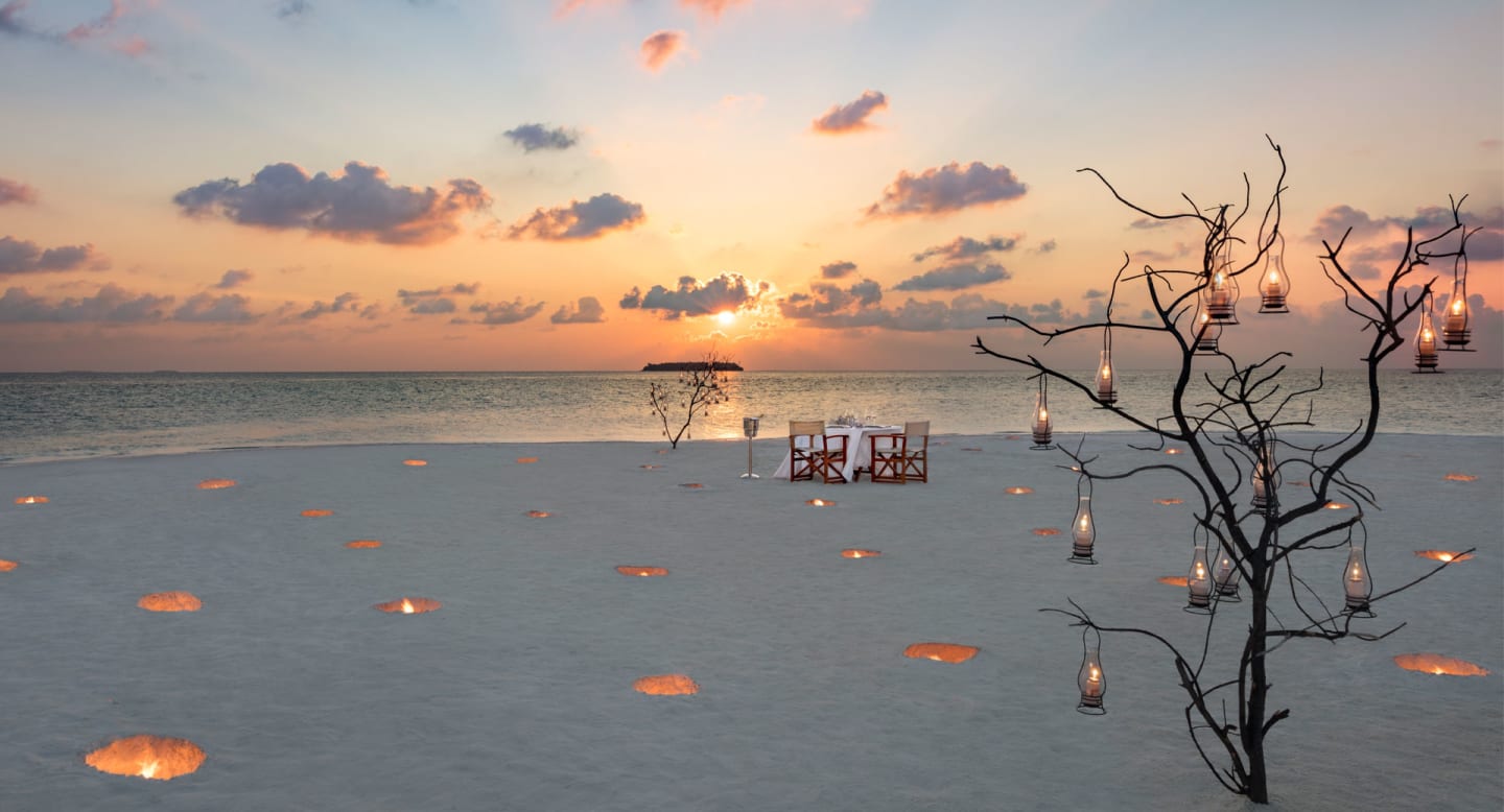 Maldives Manta Ray Swimming | Swim with Rays with Anantara