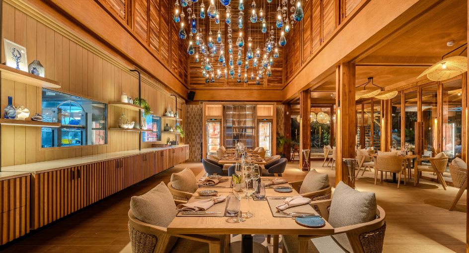 Mai Khao Restaurant | Sea Fire Salt at Anantara Phuket