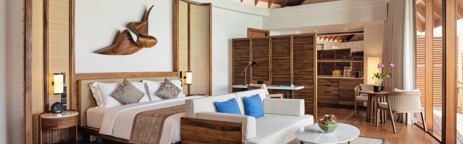 Water Villas Maldives | Anantara Sunrise Over Water Suites.