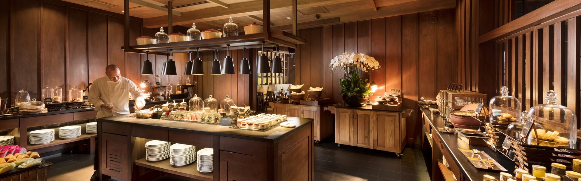 Restaurants in Phuket | Dining at Layan Residences by Anantara