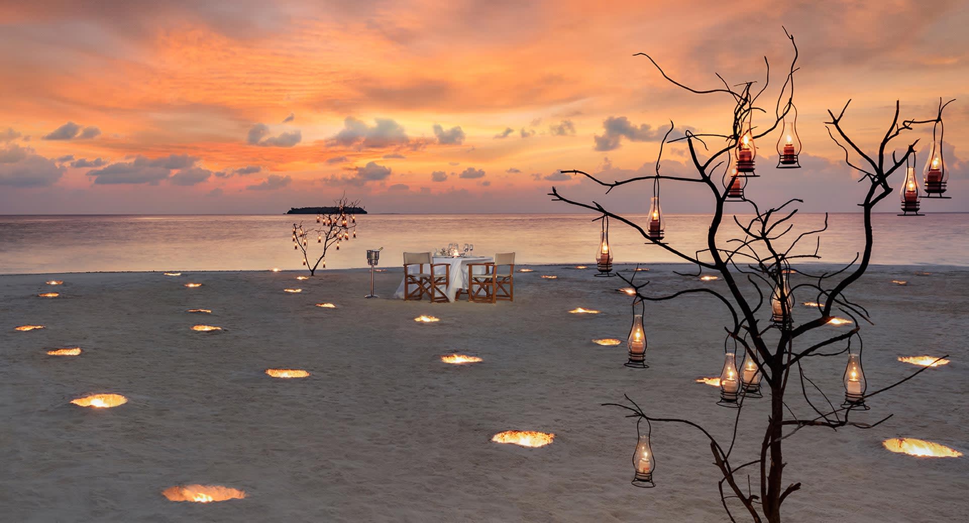 Maldives Manta Ray Swimming | Swim with Rays with Anantara