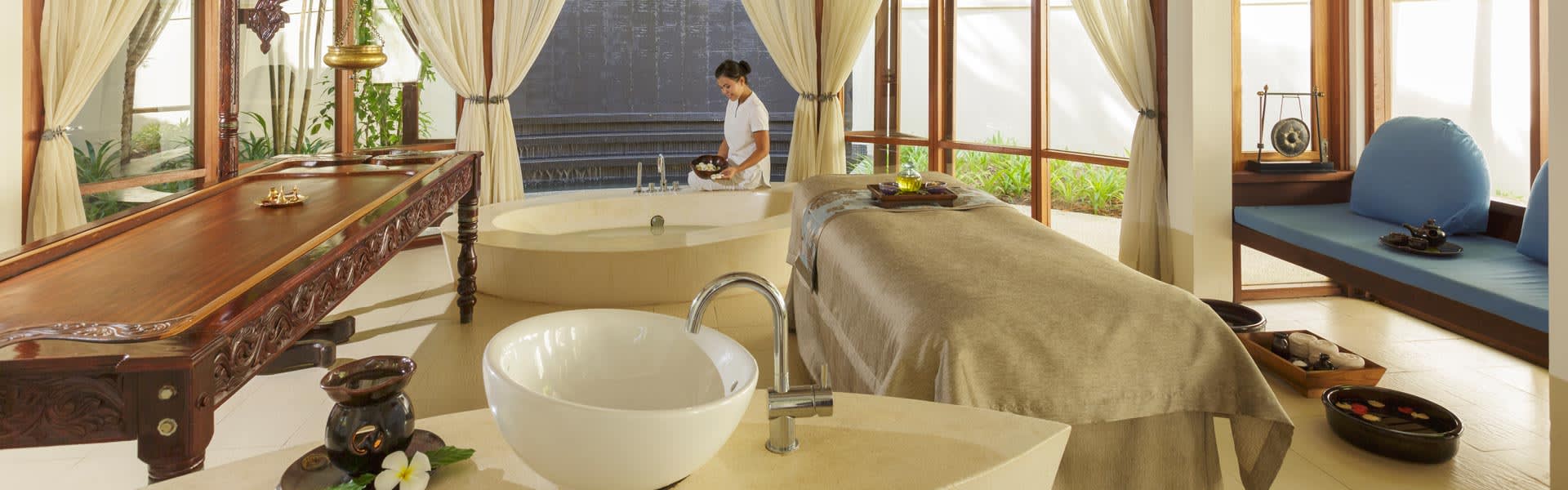Luxury Spa Maldives | Anantara Spa at Anantara Veli Resort